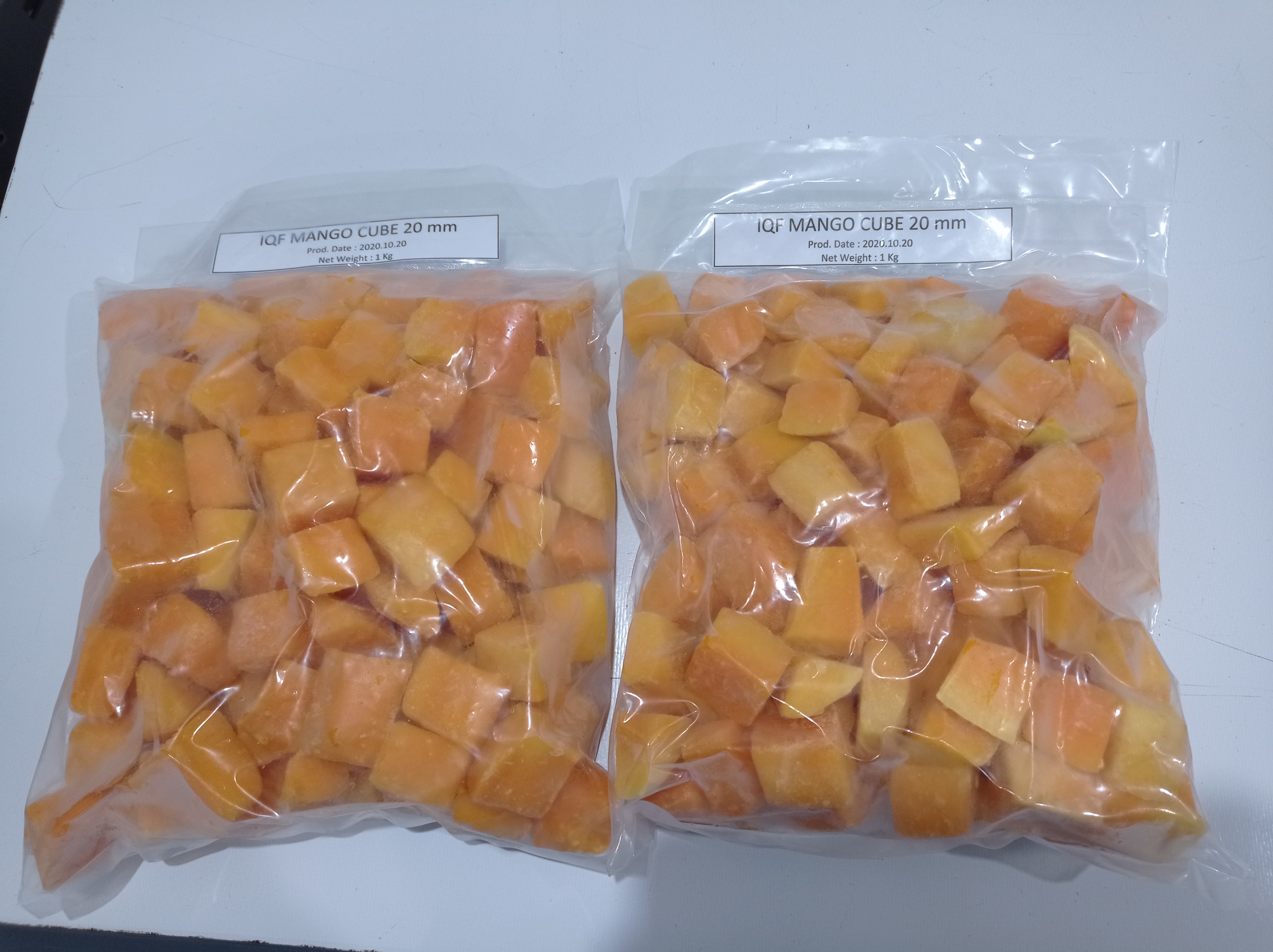 Frozen Mango Cube 20 mm | Inaexport